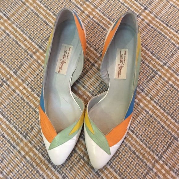 American Vintage | Shoes | Vintage White Leather Colorful Shoes | Poshmark